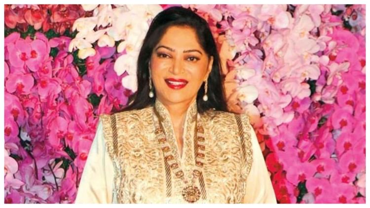 Simi Garewal Birthday: Know About Raj Kapoor Film Mera Naam Joker ...