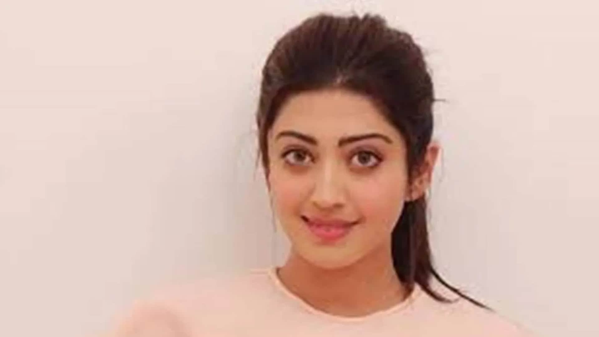 Pranitha Subhash Birthday Know Untold Facts About South Actress ...