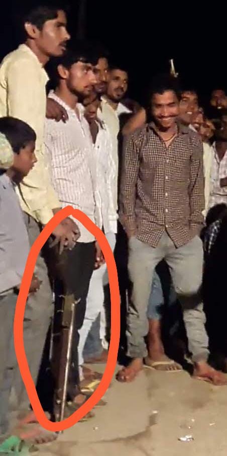 Video Of Disco On Tamcha Goes Viral - Shamli News - तमंचे पर डिस्को का ...