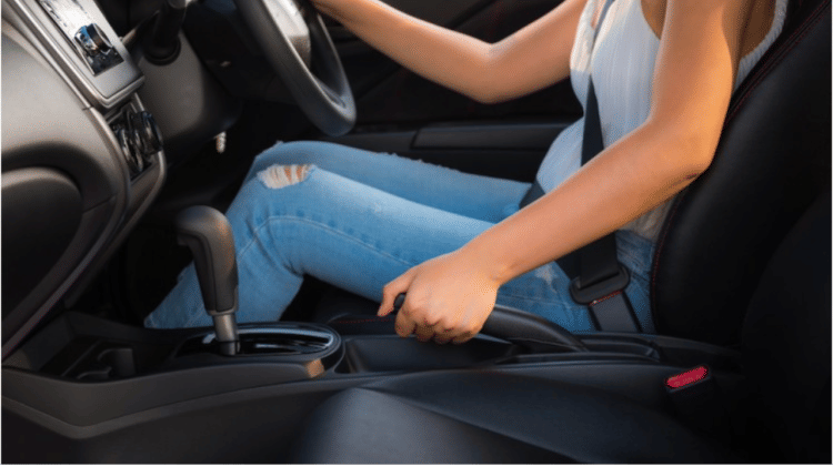 Car Handbrake:लंबे समय तक खड़ी रखनी हो कार, तो कभी ना लगाएं हैंडब्रेक, नहीं तो होगा बड़ा नुकसान ...