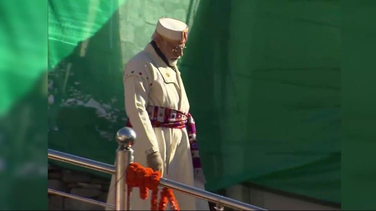 Pm Narendra Modi Kedarnath Visit Today In White Dress And Pahadi Topi ...