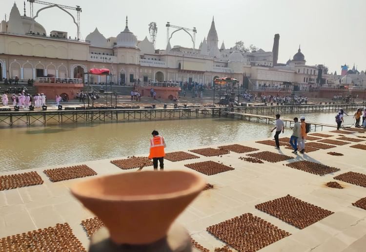 Ayodhya,dev Deepawali - Ayodhya News - दीपोत्सव का आगाज, अयोध्या रचेगी नया इतिहास.