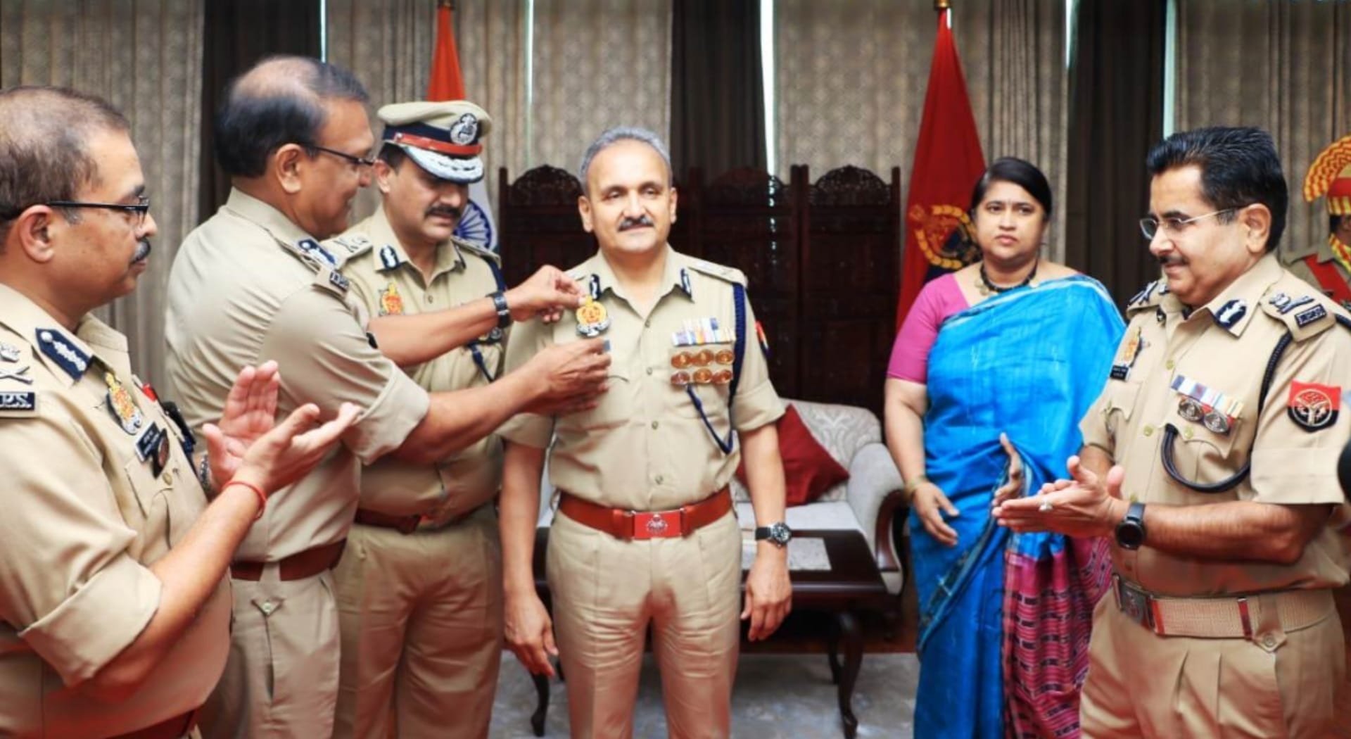 Lucknow News : Now Uniform 'insignia' Will Be Seen On Uniform From ...