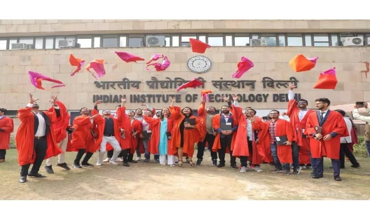 Iit Delhi Conducted 53rd Annual Convocation Ceremony 2100 Graduating ...