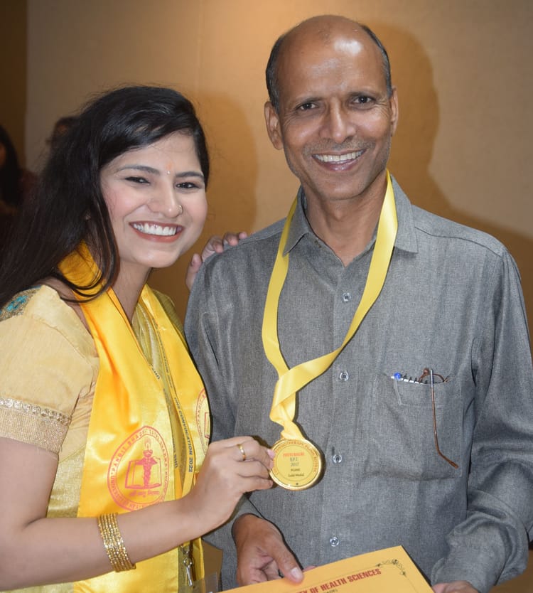 Parents Danced When Daughters Got Medals In The Convocation - Rohtak ...