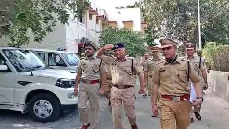 Dgp Umesh Mishra Reached Ajmer Went Pushkar And Dargah - Amar Ujala ...