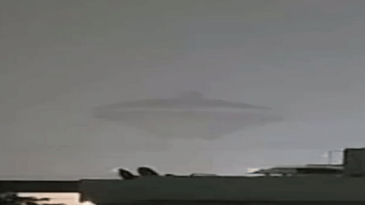 Sky Of The Capital Surrounded By Mist People Understood The Water Tank ...