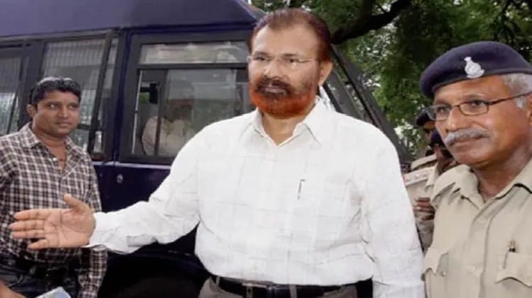 Former Ips Officer Dg Vanzara Challenge Bjp On Name Of Hindutva - Amar ...