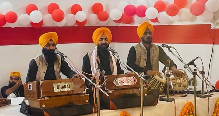 Ragi Jathas Performed Shabad Kirtan, Sangat Nihal - Budaun News ...