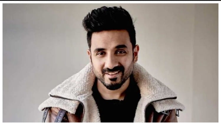 Vir Das:दक्षिणपंथी संगठनों के विरोध के बीच रद्द हुआ वीर दास का शो ...