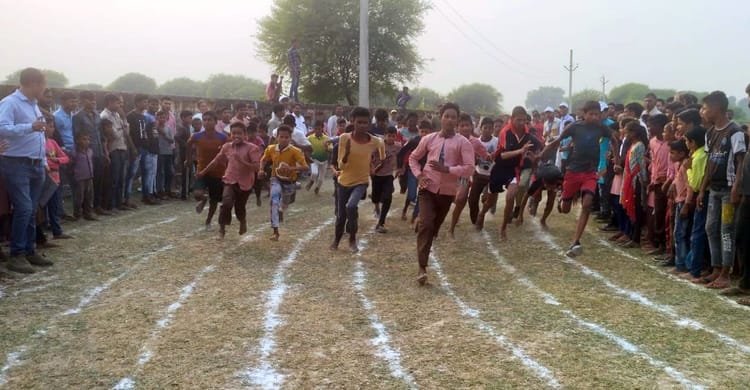 Banda: Gaurav And Pransi In Primary And Veeru And Malti Champion In ...