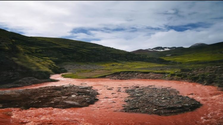 Mysterious Red River In Peru Amazes Red River Video Goes Viral On ...