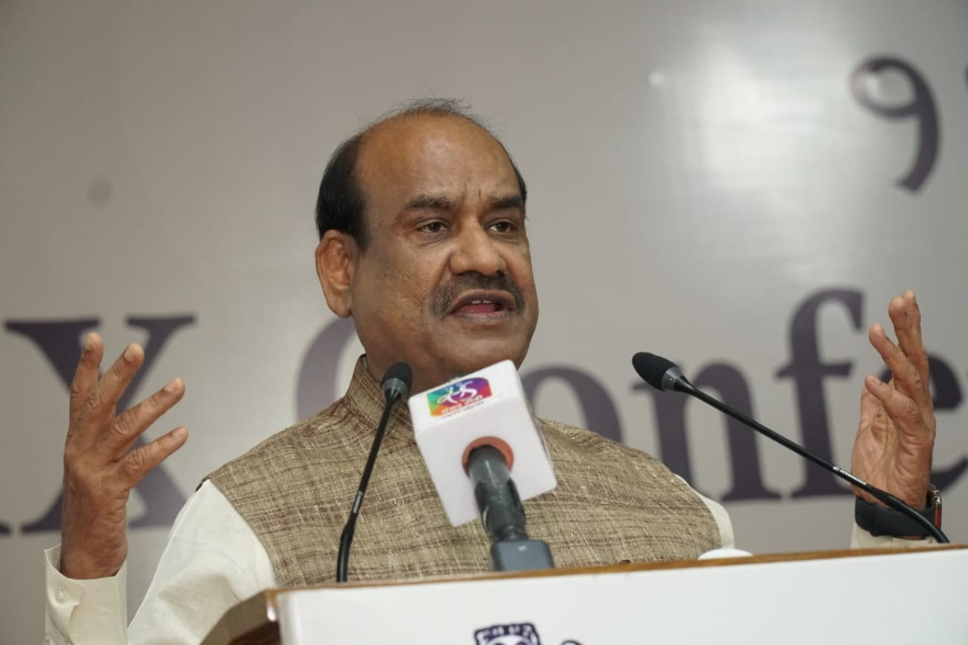 Hindi Journalism Day: Lok Sabha Speaker Birla Congratulated And ...