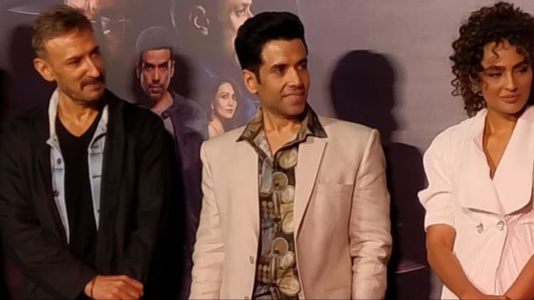 Maarrich Trailer:तुषार कपूर ने फिर से पहनी इस फिल्म में खाकी, बहन के ...