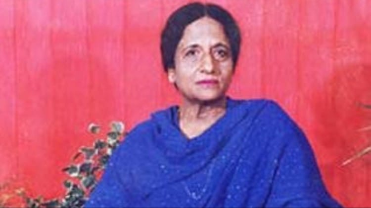 Surinder Kaur:सुरिंदर की सुरीली और मधुर आवाज का हर कोई हुआ मुरीद, जानें ...