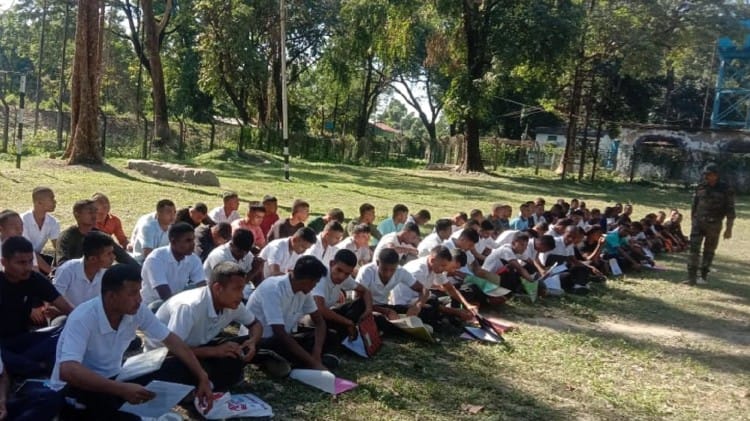 Assam: Indian Army Started Training Of Commandos Of Assam Police - Amar ...