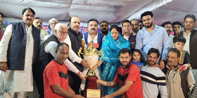 Meerut Won The Title Of All India Football Tournament - Bijnor News - Bijnor News:मेरठ ने जीता ...