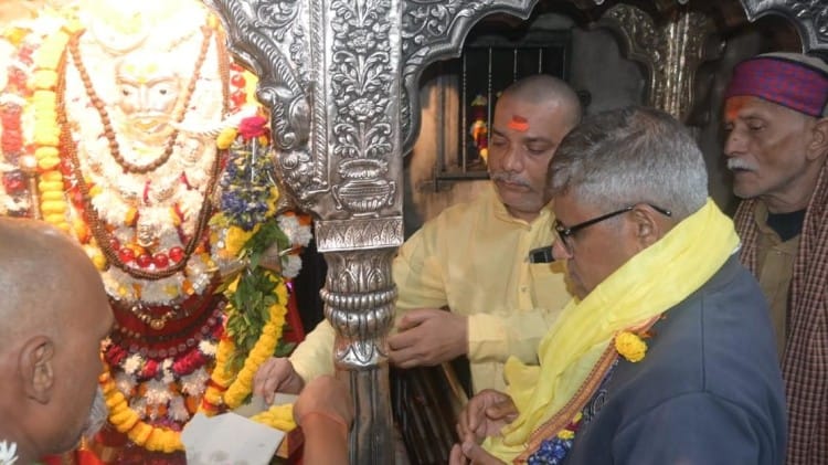 Mutha Ashok Jain, The New Police Commissioner Of Varanasi, Took Charge ...