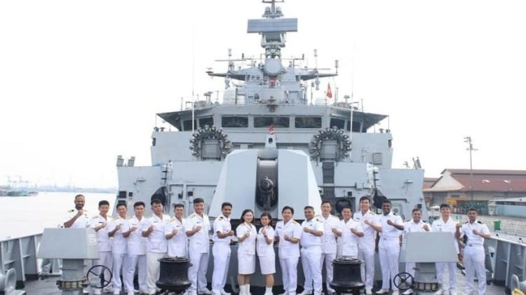 Two Indian Navy Ships Shivalik And Kamorta Arrived In Ho Chi Minh City ...