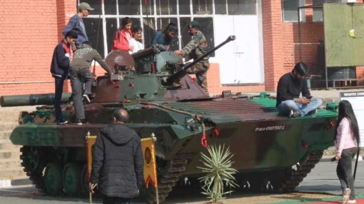 Pakistan Tank Was Given By Indian Government To The 3 Cavalry Regiment ...