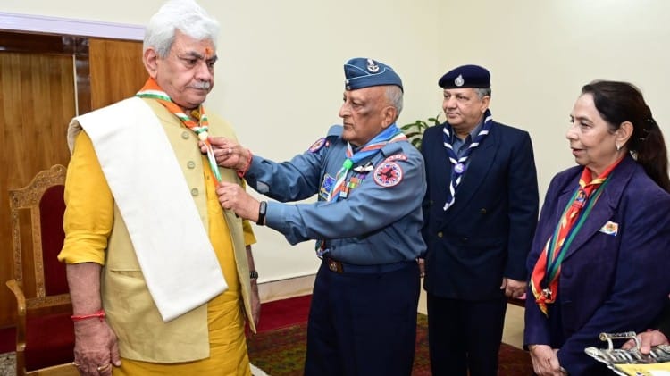 Lg Manoj Sinha Met With The Officers And Volunteers Of Scouts And ...