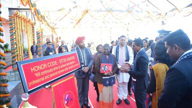 Lbs Academy:राष्ट्रपति द्रौपदी मुर्मू ने अफसरों को पढ़ाया सुशासन का पाठ ...