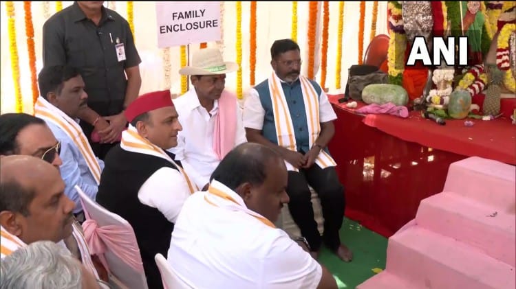 Brs Office Delhi:केसीआर ने किया भारत राष्ट्र समिति के दिल्ली दफ्तर का ...