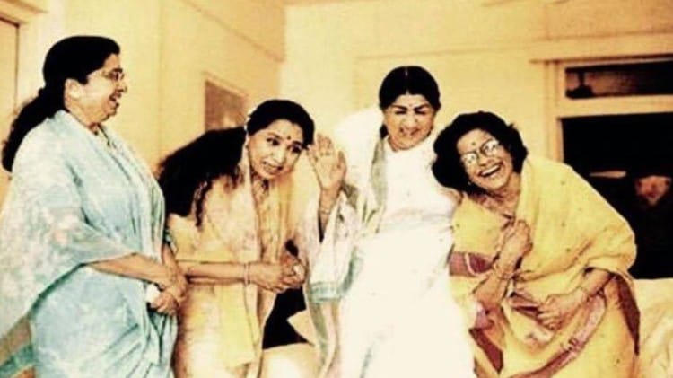 Usha Mangeshkar Exclusive Interview With Amar Ujala Jai Santoshi Maa ...