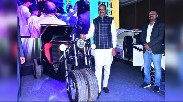 Lucknow News:स्कूली बच्चों ने बना दीं इलेक्ट्रिक कारें, कीमत महज एक लाख ...