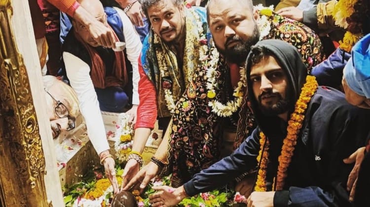 Varanasi: Hansraj Raghuvanshi And World Champion Gaurav Sharma Reach ...