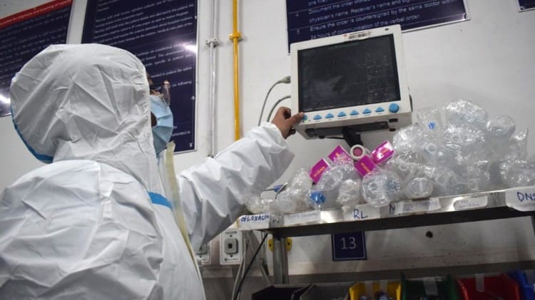 Unusual Case Of Long Covid Patient Legs Turning Blue After 10 Minutes ...