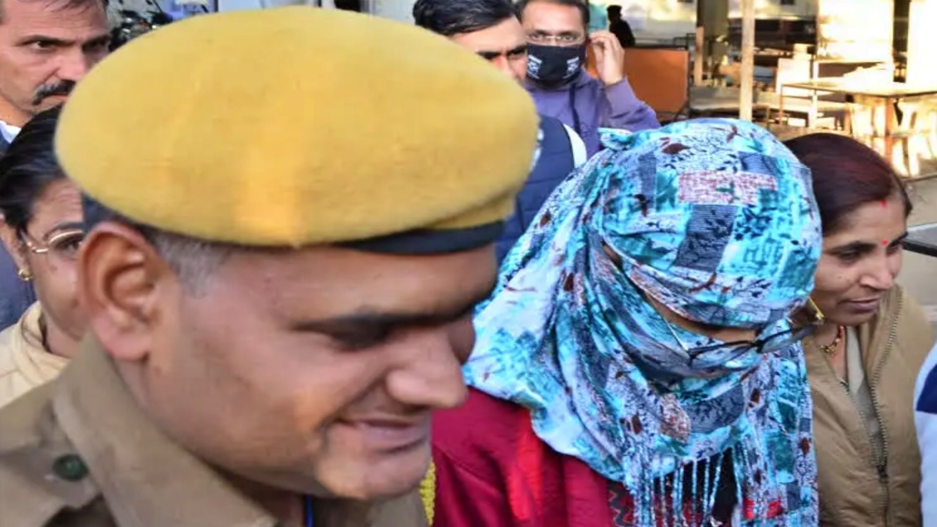 Kota Rtu Case Isha Yadav Associate Student Of Accused Professor Girish ...