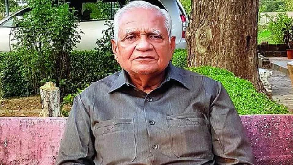 Pm Modi Family Tree: Pm Modi Has Five Brothers And One Sister, Know Who ...