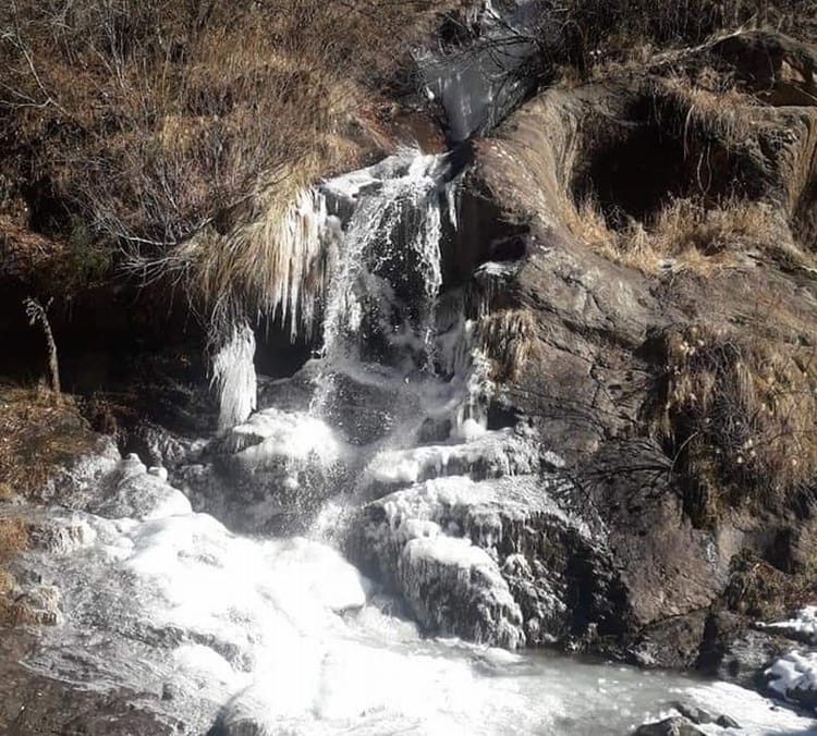 Natural Waterfall In Rudranag Became Snow - Kullu News - Kullu News ...