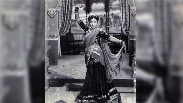 Nirupa Roy:अमिताभ बच्चन की ‘मां’ बन पर्दे पर छाई थीं निरूपा रॉय, कभी ...