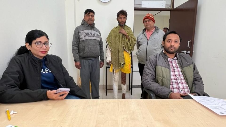 Doctors Of Shahdol Birsa Munda Medical College Treated Mentally Ill Youth Sent Him Home - Amar ...