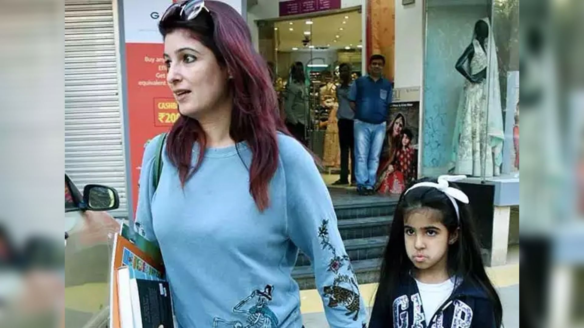 Twinkle Khanna Said Daughter Nitara Might Need Therapy Because I Gave Her Peanut Butter Toast To ...
