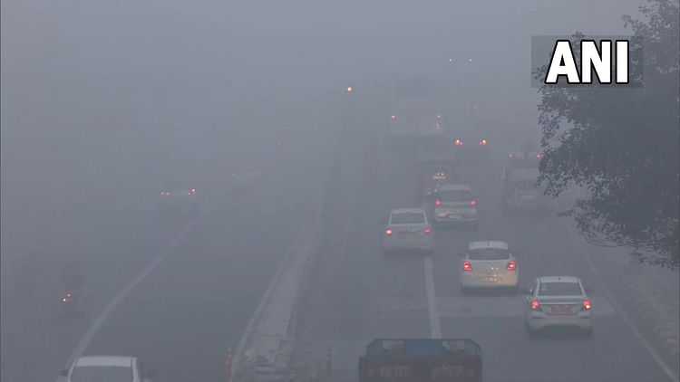 Weather Update Today Dense Fog Blankets Delhi Ncr - Amar Ujala Hindi ... Weather Update Today Dense Fog Blankets Delhi Ncr - Amar Ujala Hindi ...