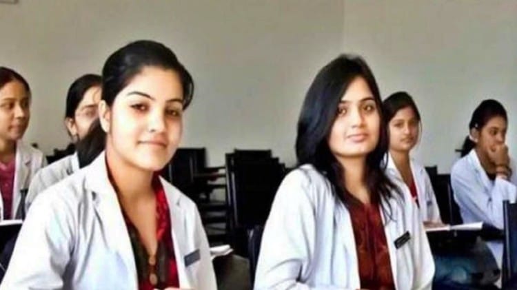 Mbbs Students Admitted In 2020-21 Academic Year Who Couldn't Pass Exam ...