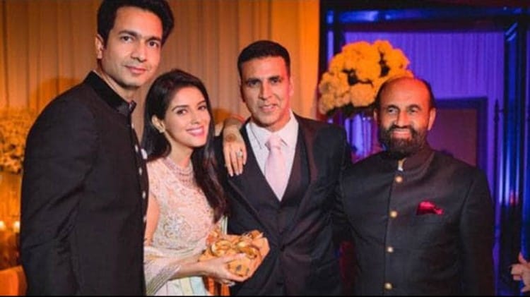 Asin-rahul Love Story:पहली नजर में ही असिन को दिल दे बैठे थे राहुल ...