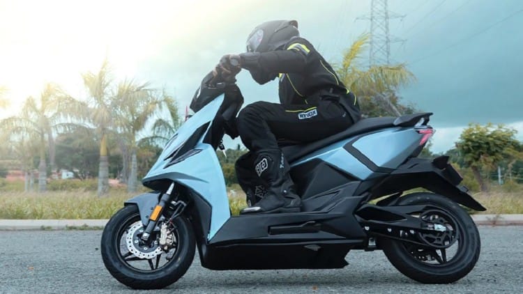 Simple One:सबसे ज्यादा ड्राइविंग रेंज वाला इलेक्ट्रिक स्कूटर सिंपल वन ...