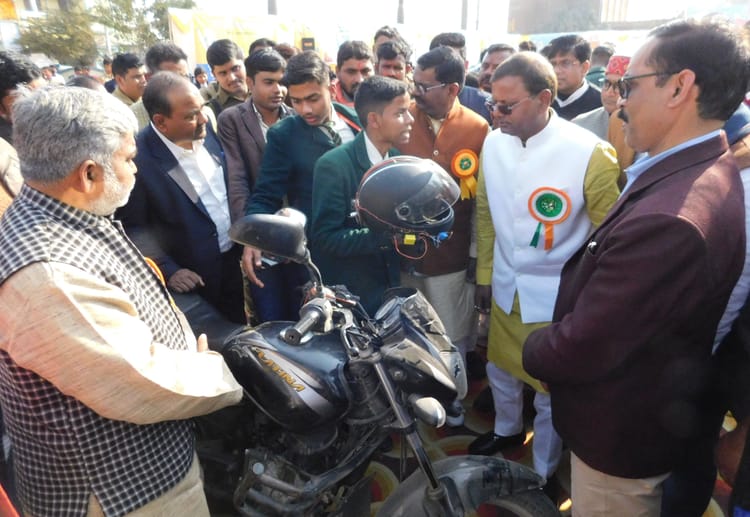 Model Of Arjun And Sonoo Got First Position - Maharajganj News - Maharajganj News:अर्जुन ...