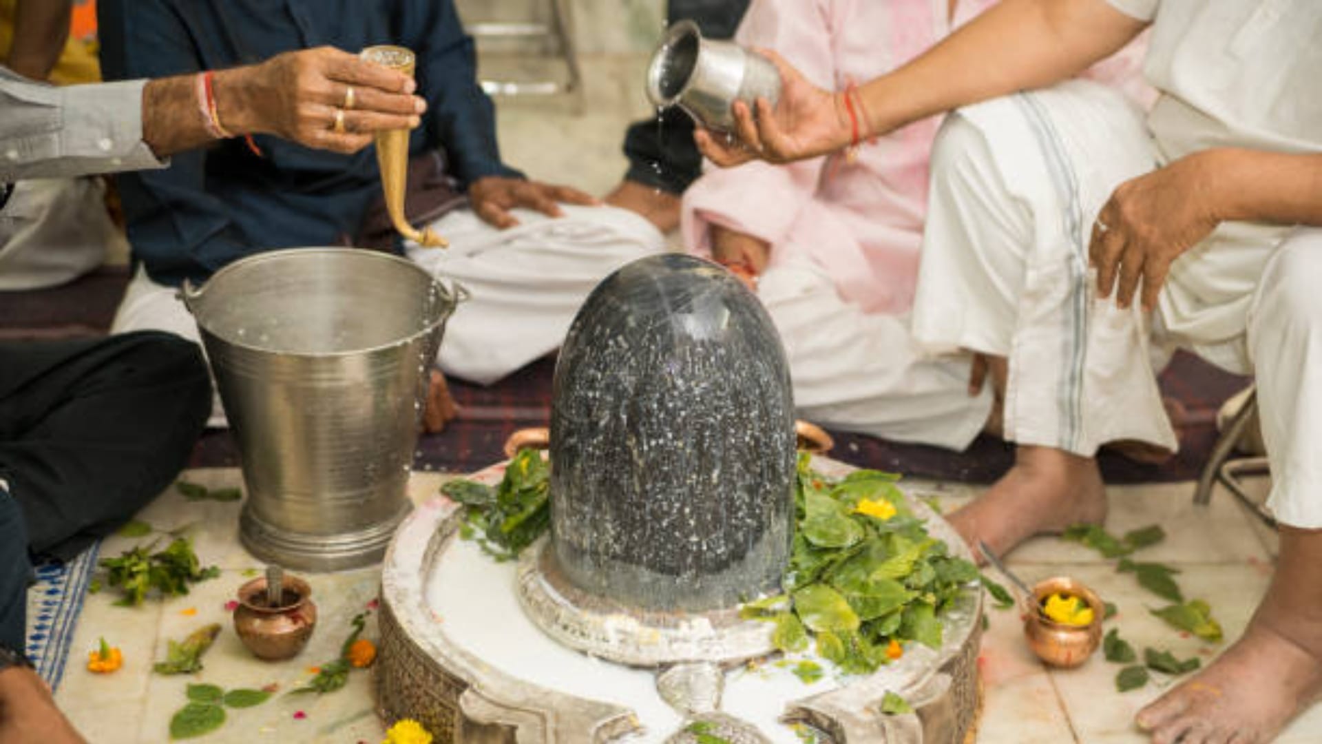 Maha Shivratri 2023 Outfit Ideas To Look Beautiful On Shivratri Puja ...