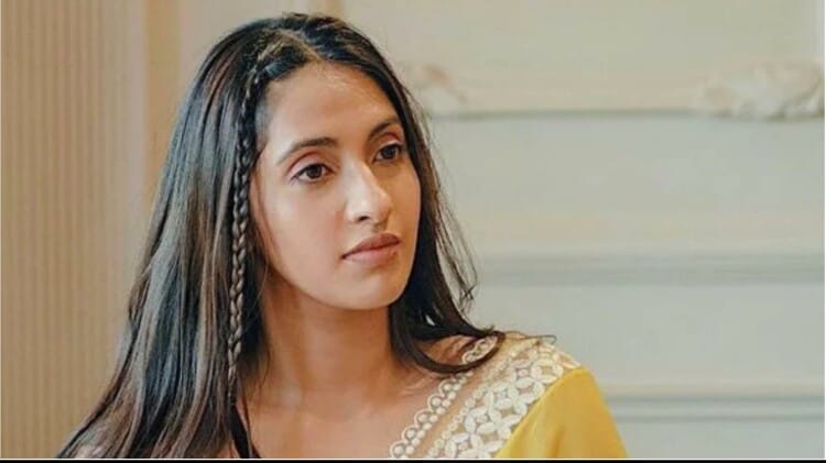 Akansha Ranjan Kapoor Dating Mr And Mrs Mahi Director Sharan Sharma ...