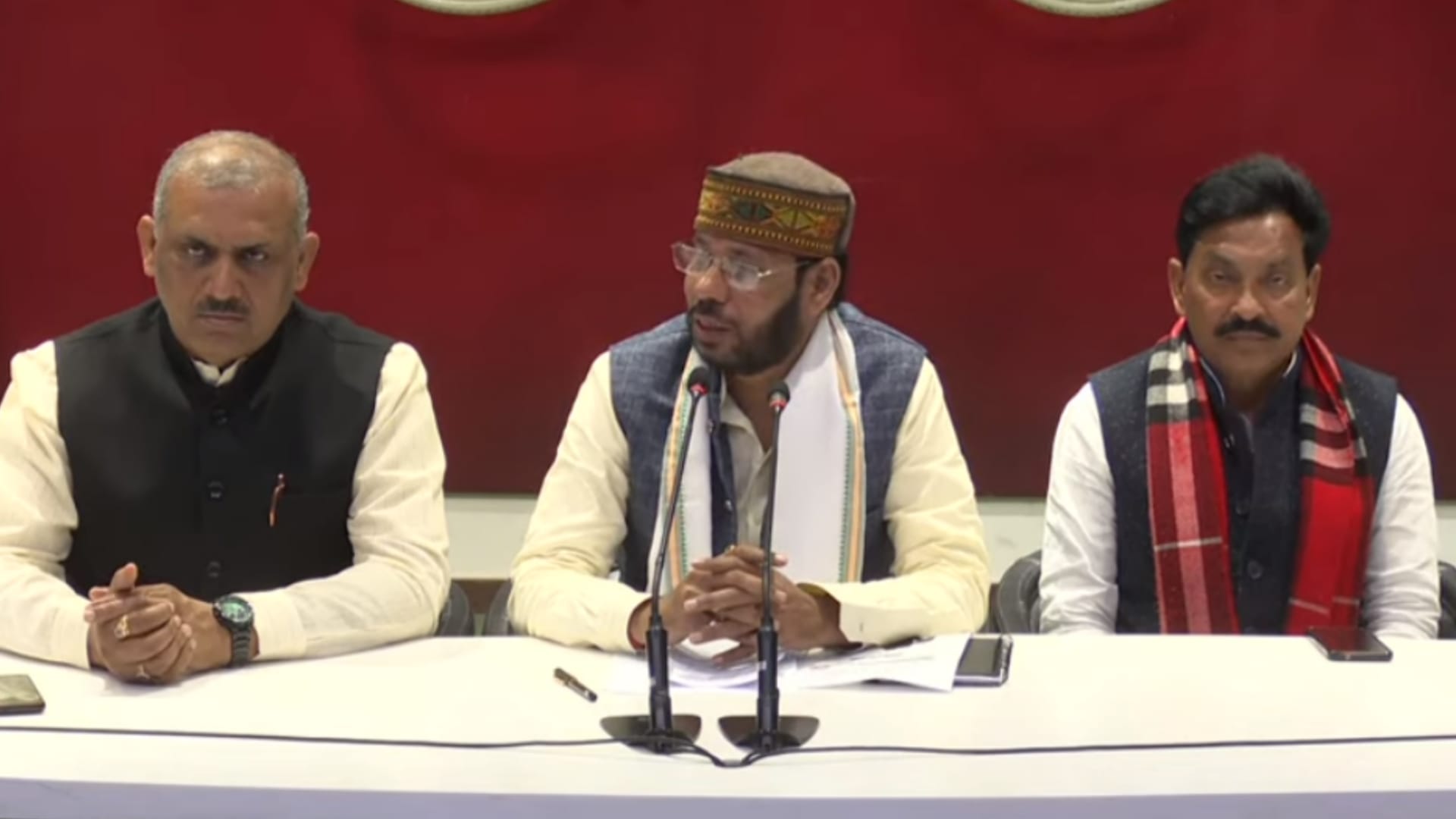 Up News:सपा विधायक मनोज पांडेय बोले, प्रशासन कानपुर देहात की घटना को ...