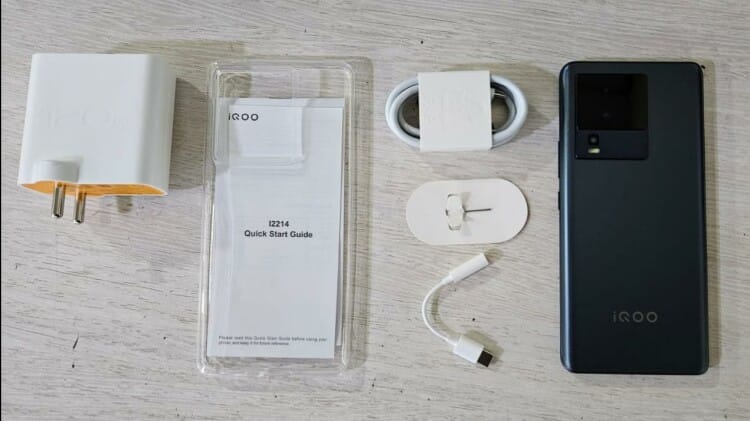 Iqoo Neo 7 Unboxing:कम कीमत वाला गेमिंग फोन? डिजाइन से लेकर फीचर्स तक ...