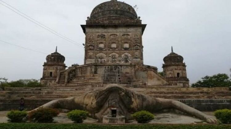 Medak Mandir Lakhimpur History Lord Shiva Sitting On The Back Of Frog ...