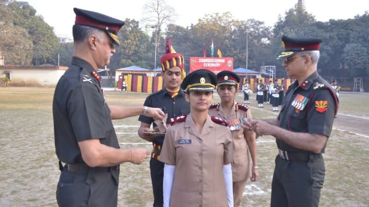 Eastern Command:बेटियों के हुनर को लगे पंख, शपथ लेते हुए छलक पड़े खुशी ...