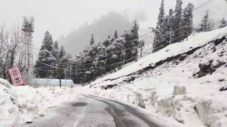 Himachal Weather: Snowfall In Lahaul Valley Including Atal Tunnel Rohtang, Weather Clear From 22 ...