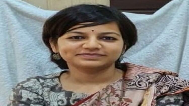 Akanksha Rana Took Charge Of The Chief Development Officer - Amar Ujala ...
